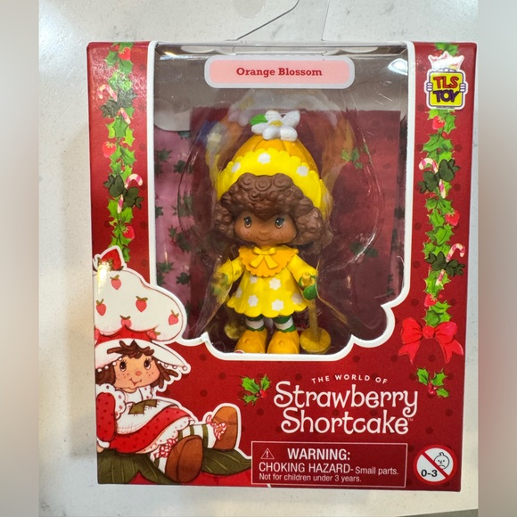 Strawberry Shortcake | Toys | Strawberry Shortcake Holiday Figure Set ...